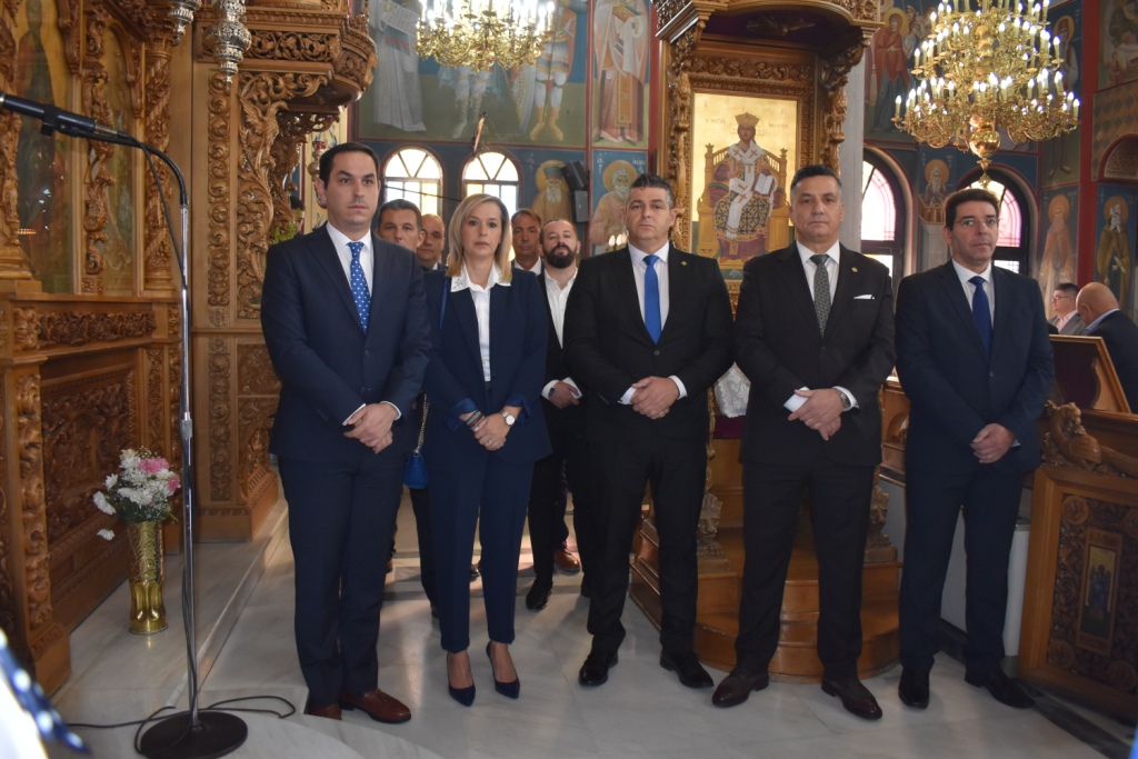 Με μεγαλοπρέπεια ο εορτασμός της επετείου του «ΟΧΙ» στη Δημοτική ...